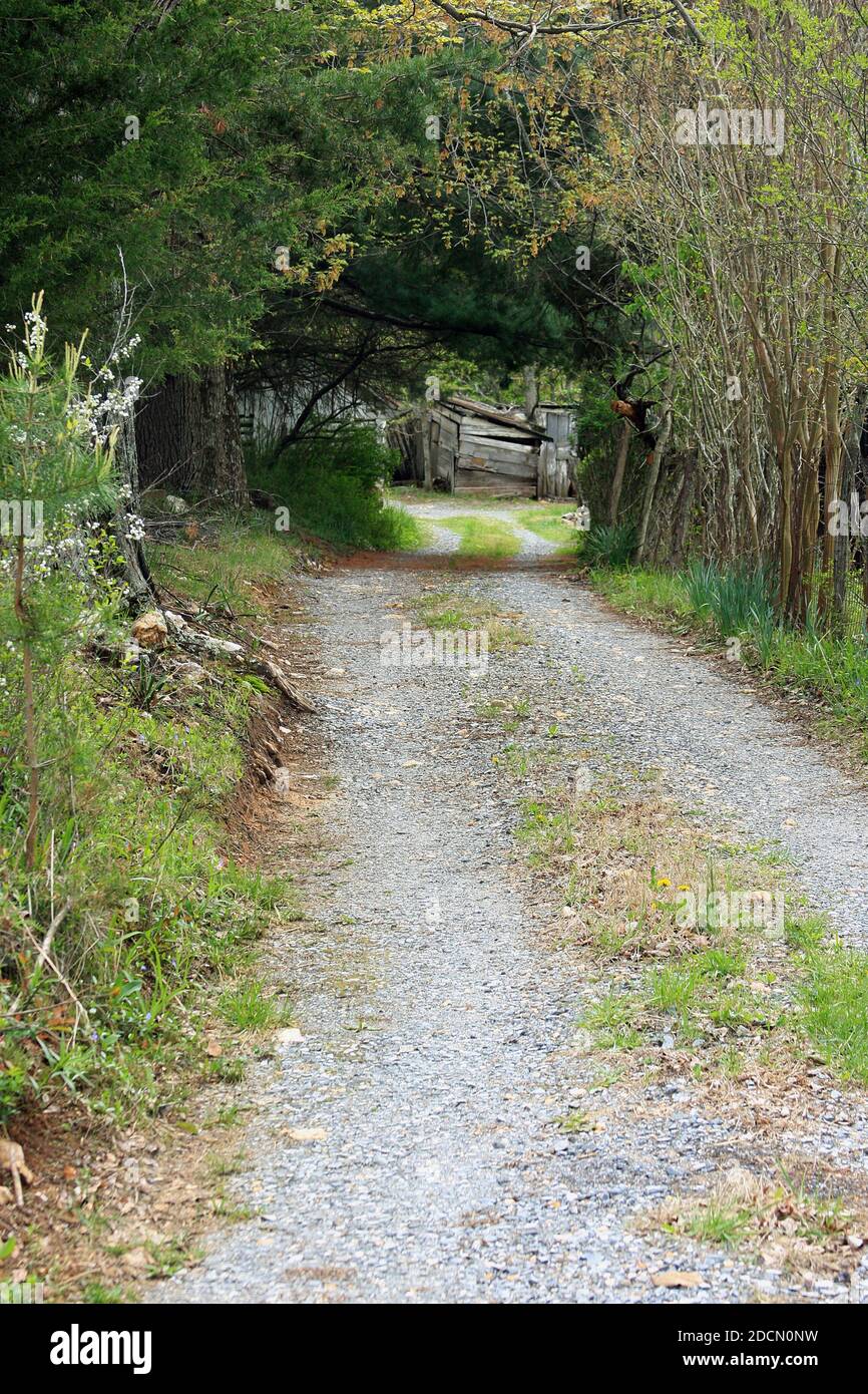 Farm road in rural Virginia, USA Stock Photo - Alamy