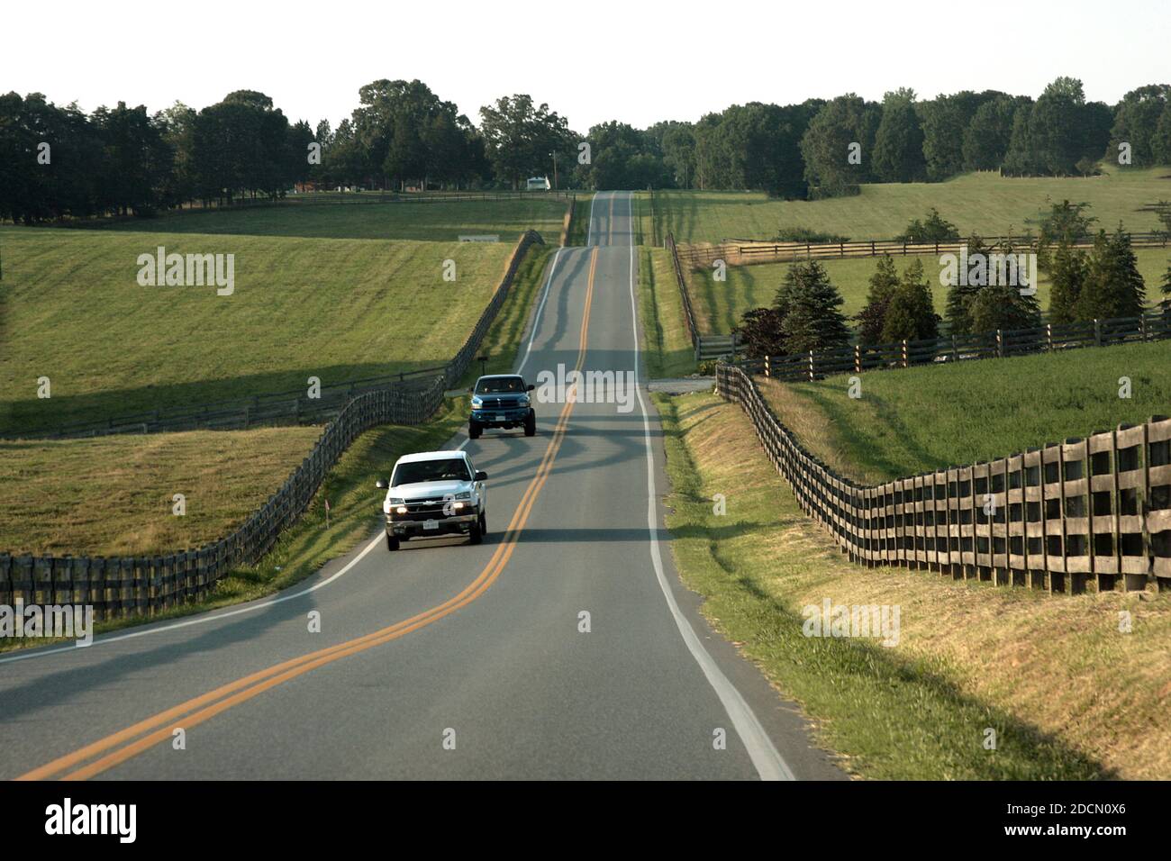 Road split directions hi-res stock photography and images - Alamy