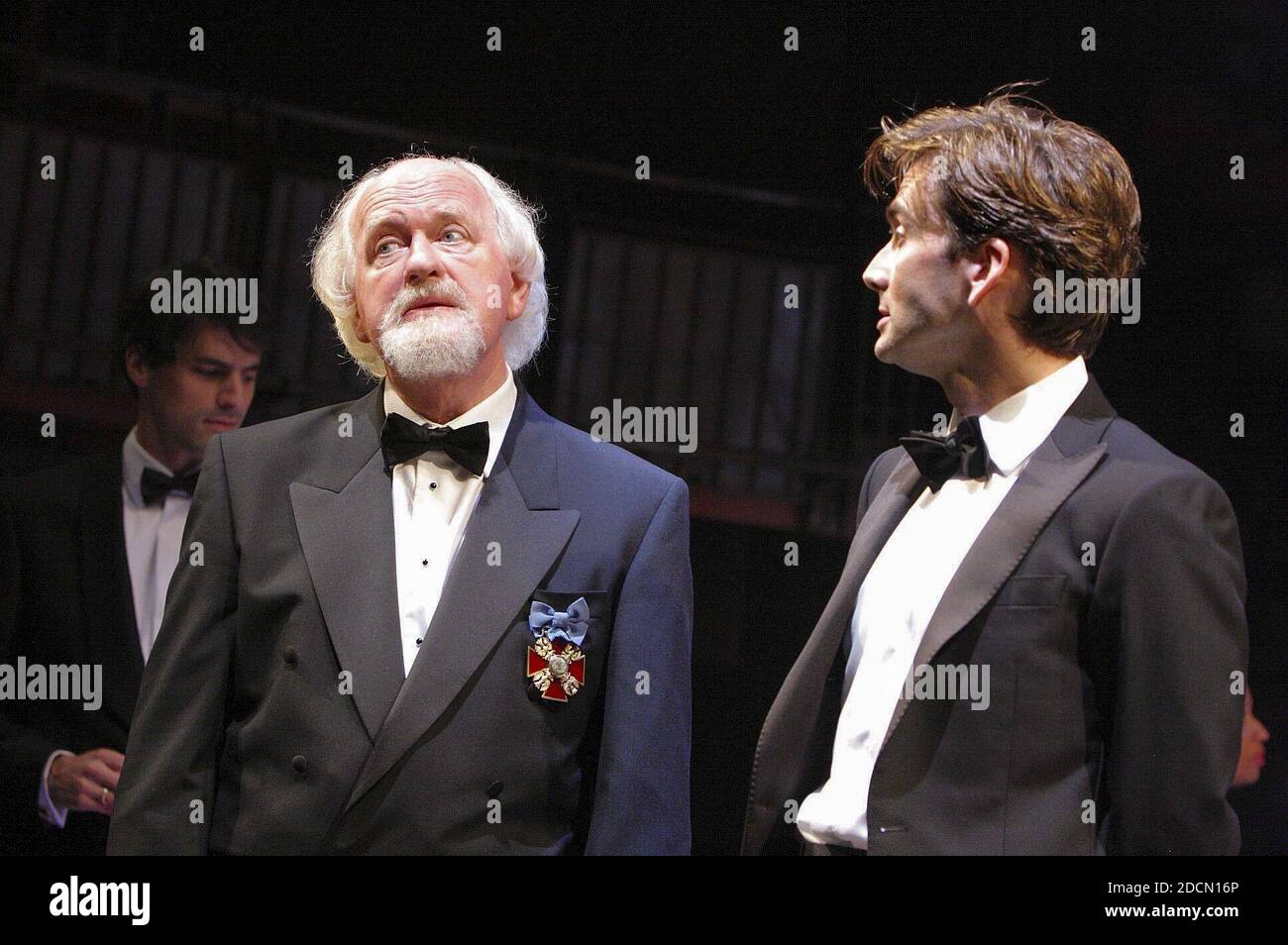 l-r: Oliver Ford Davies (Polonius), David Tennant (Hamlet) in HAMLET by ...