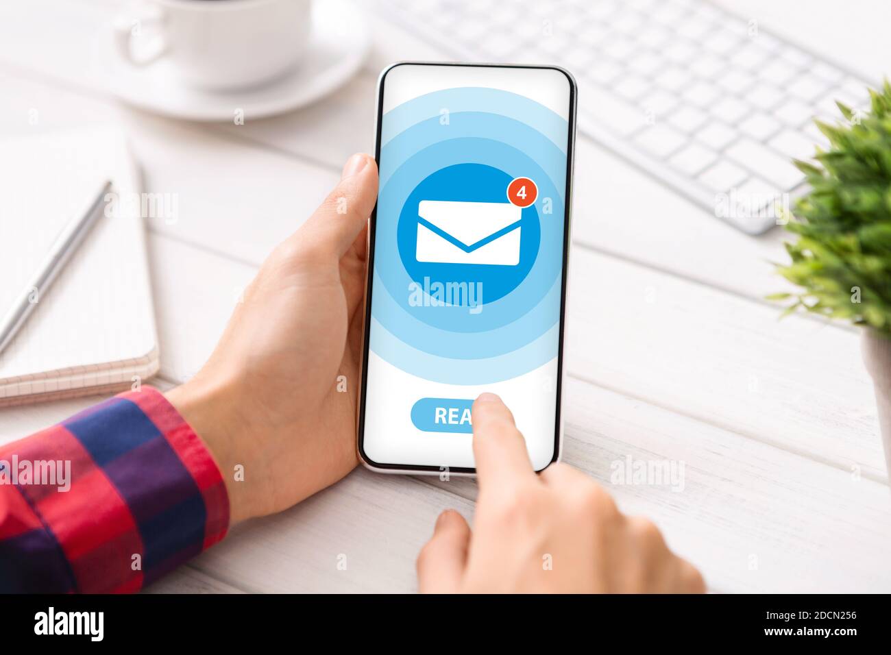 Incoming messages hi-res stock photography and images - Alamy