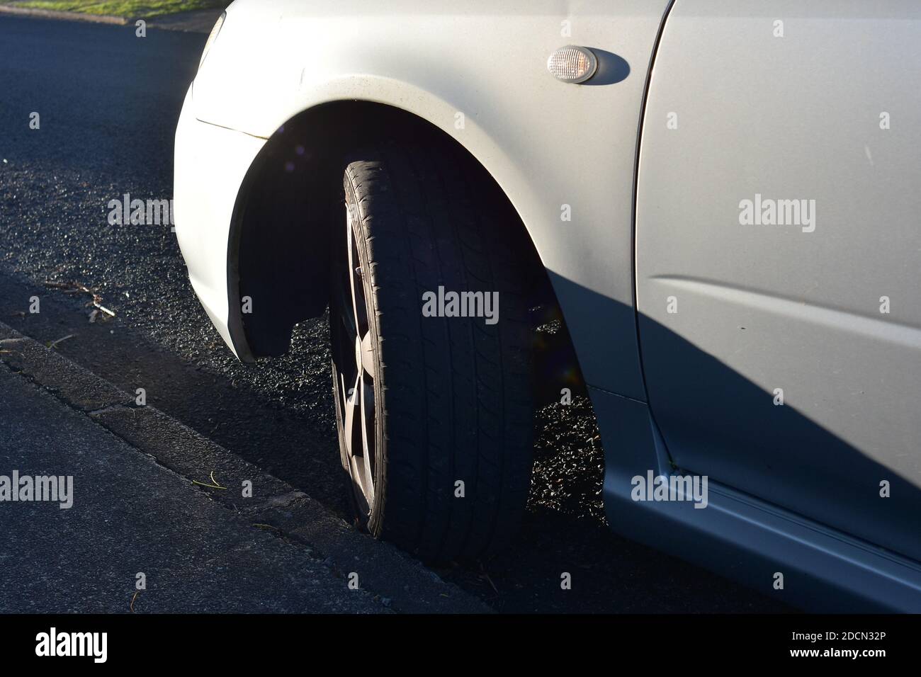 Slightly turned to the right hi-res stock photography and images - Alamy