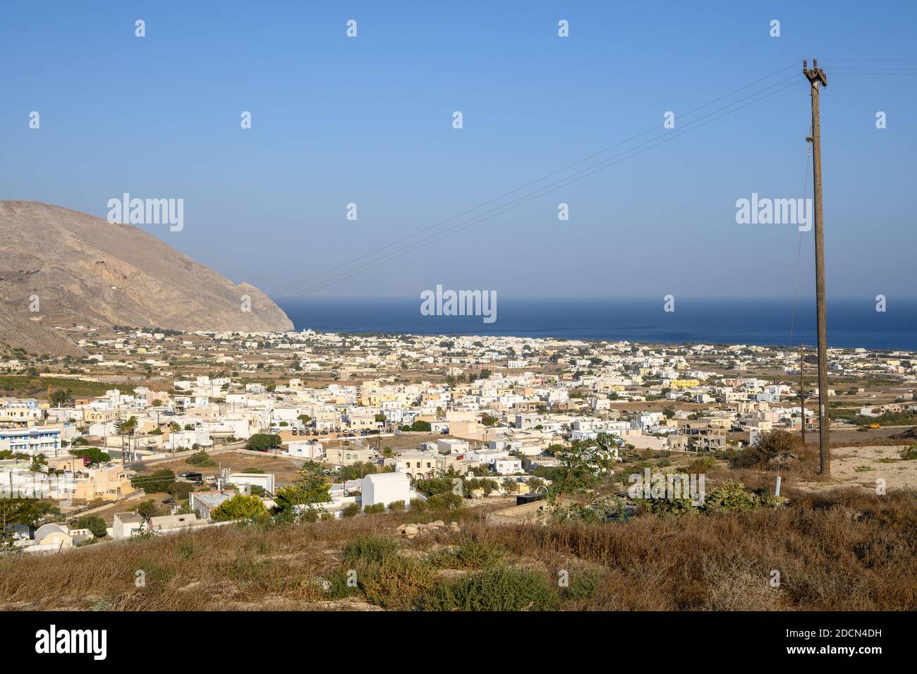 Perissa town sea greek village view hi-res stock photography and images ...