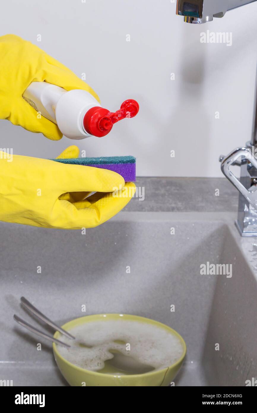 female hands close-up, wash the dishes in the kitchen Stock Photo - Alamy