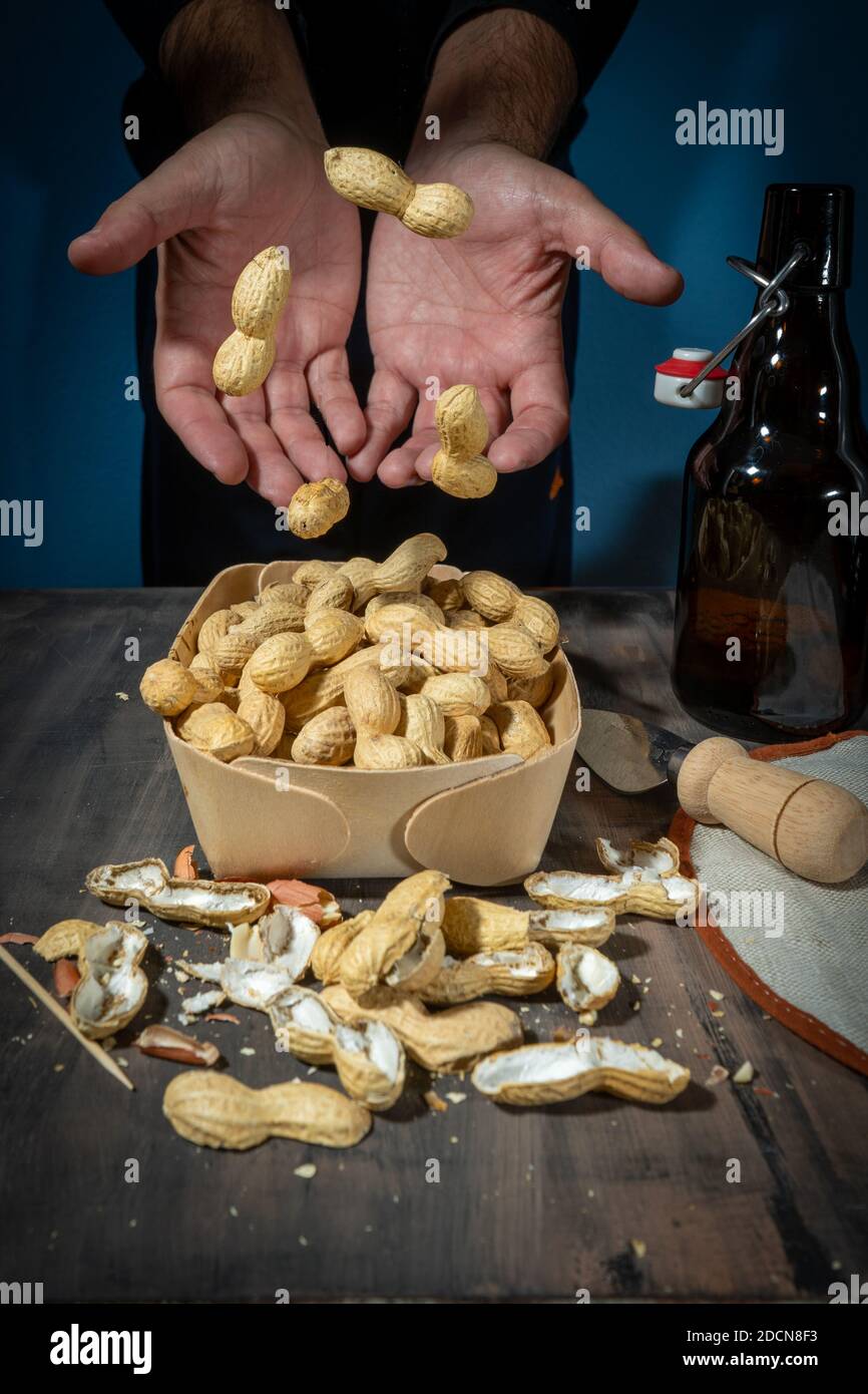 some peanuts ready to eat Stock Photo - Alamy