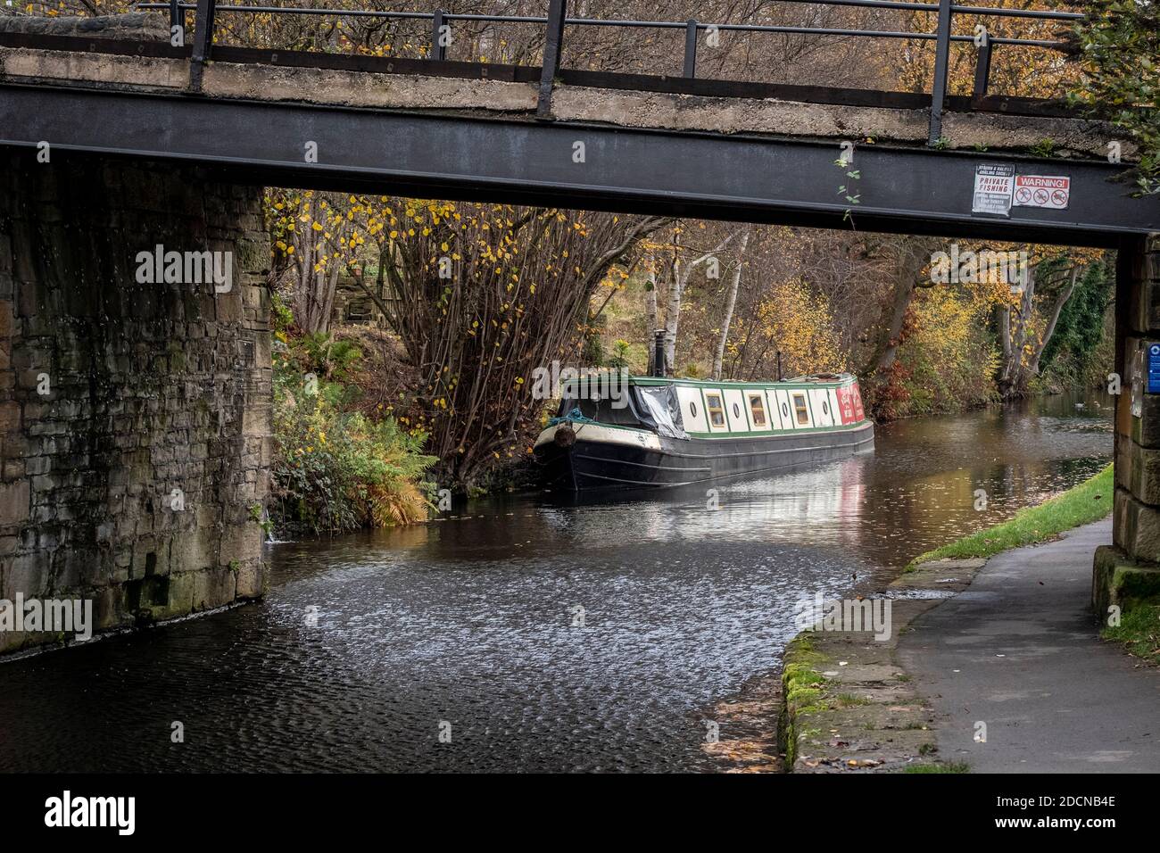 Canal Boat, Sowerby Bridge, Calderdale, England , UK Stock Photo - Alamy