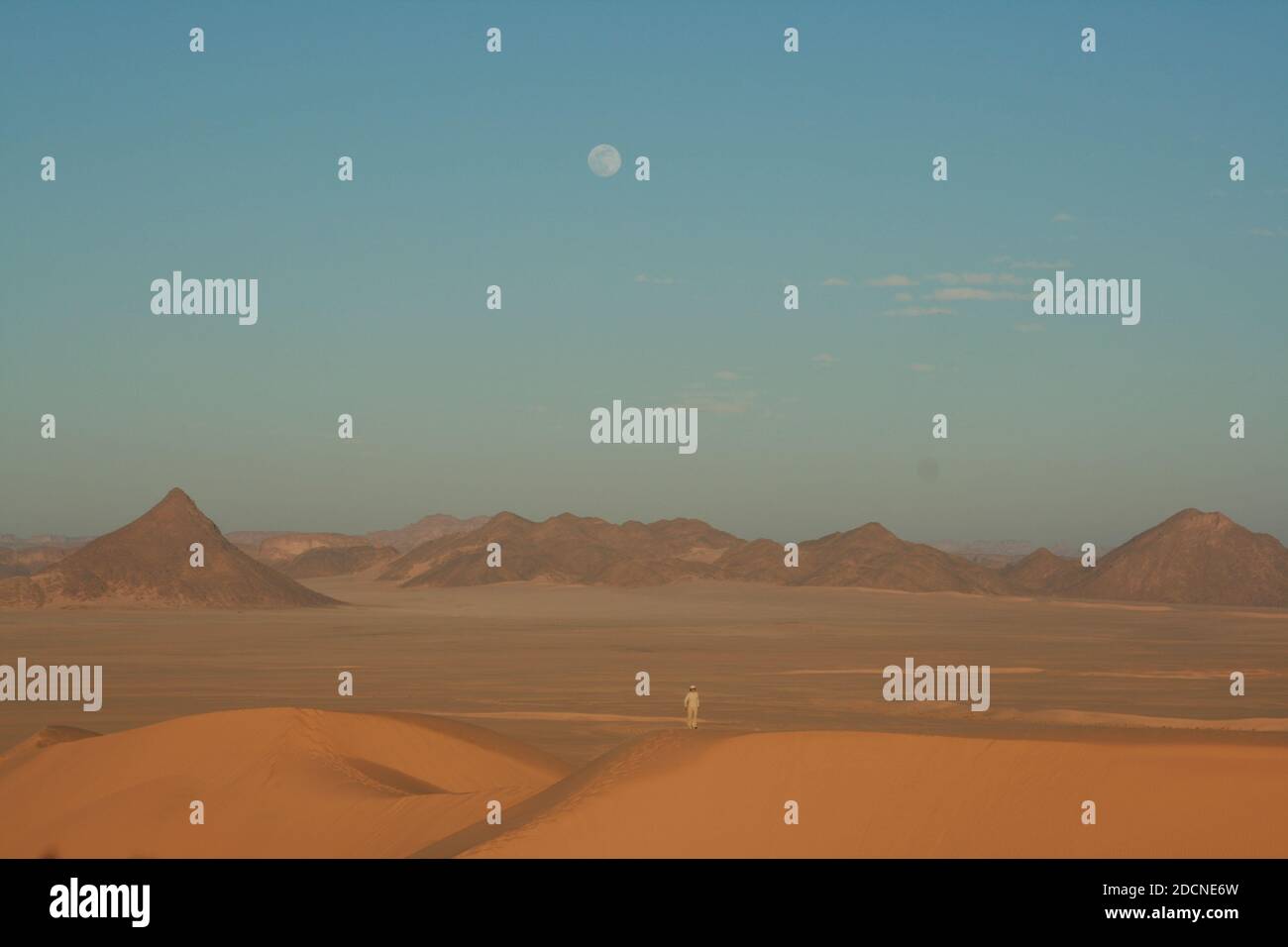 Dunes in the Sahara desert in the heart of Africa, Erg Admer, Algeria ...