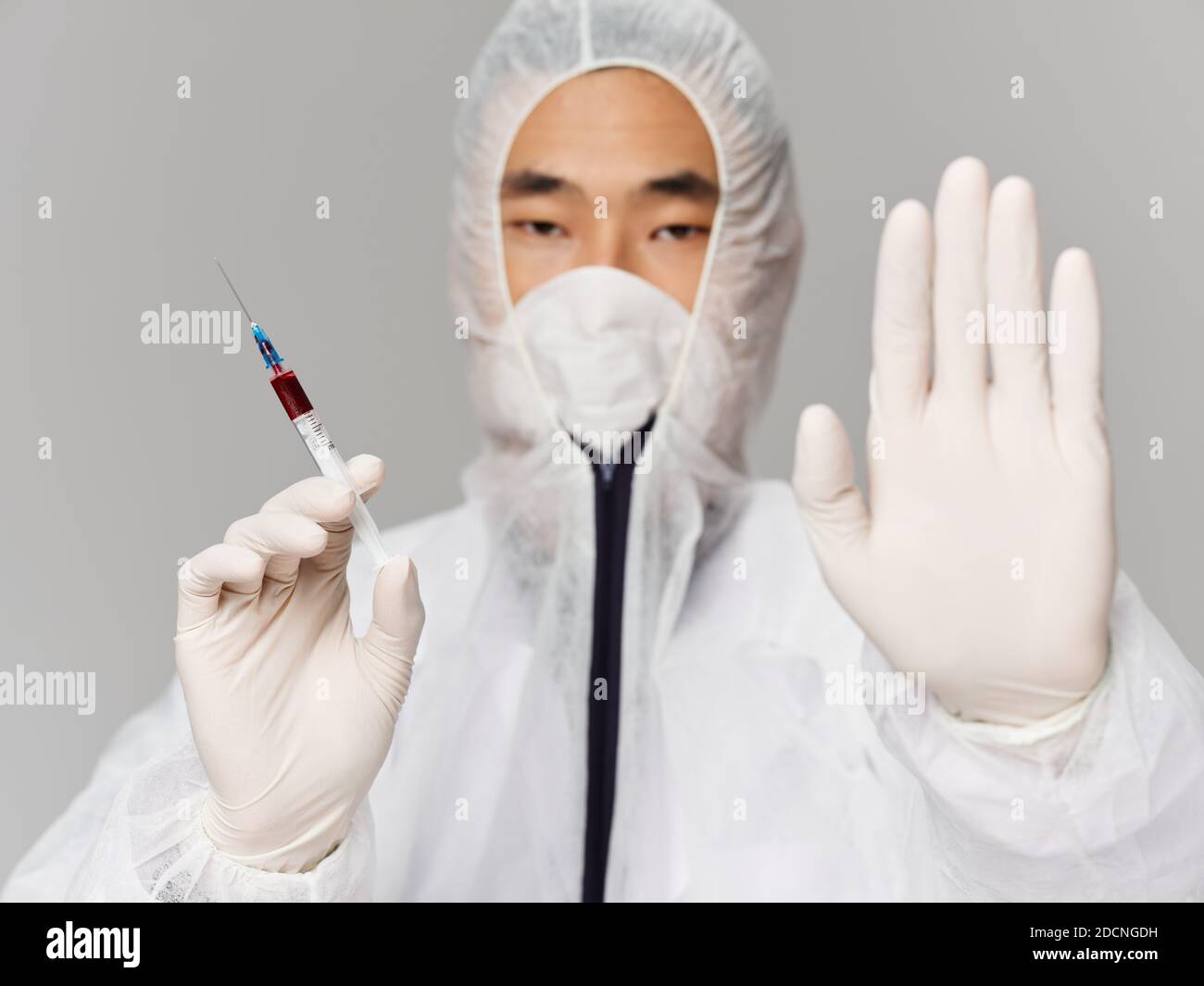 Male laboratory assistant quarantine hi-res stock photography and ...