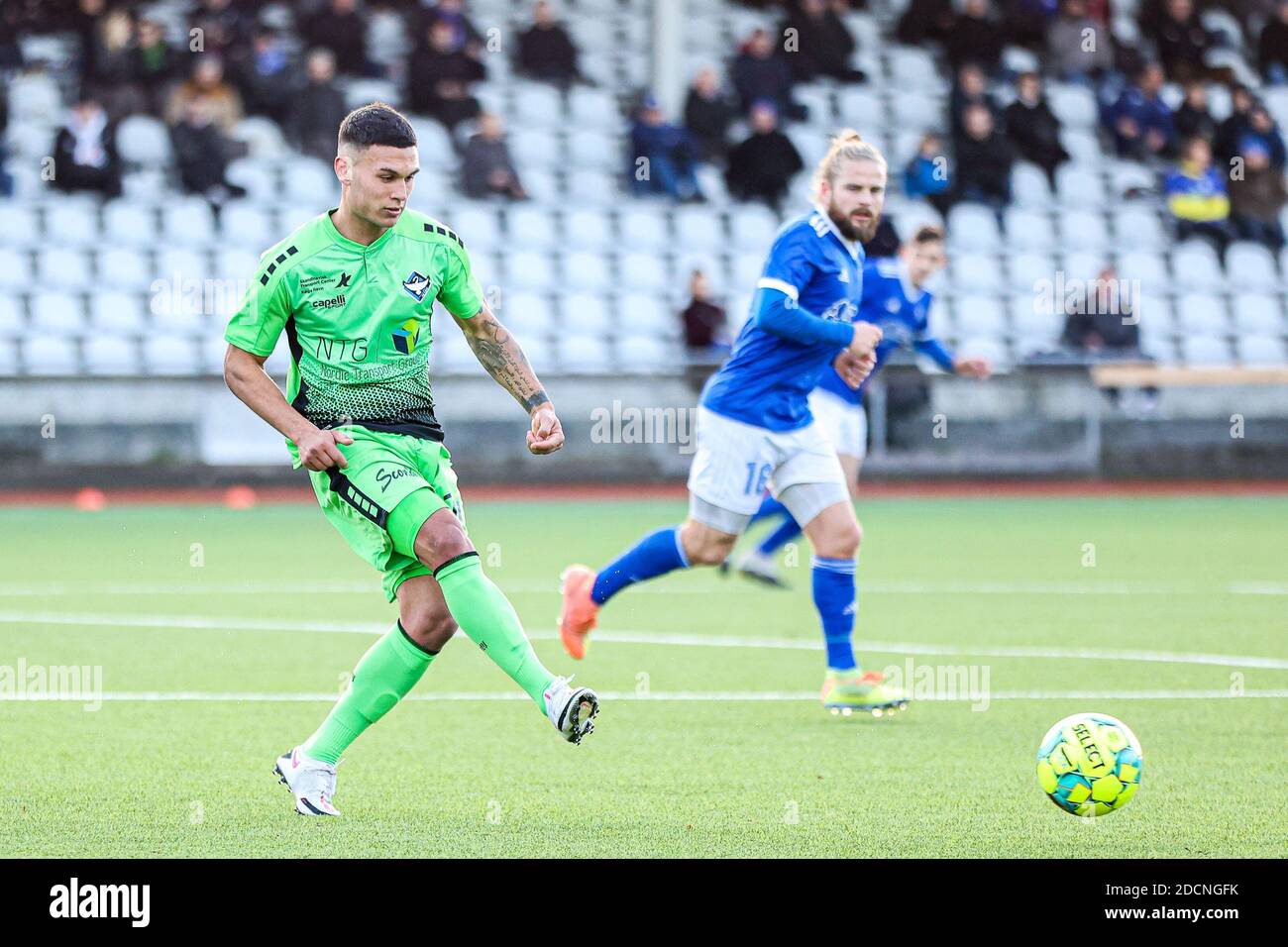 Sundby, Denmark. 22nd Nov, 2020. Liam Jordan (15) of HB Koege seen in ...