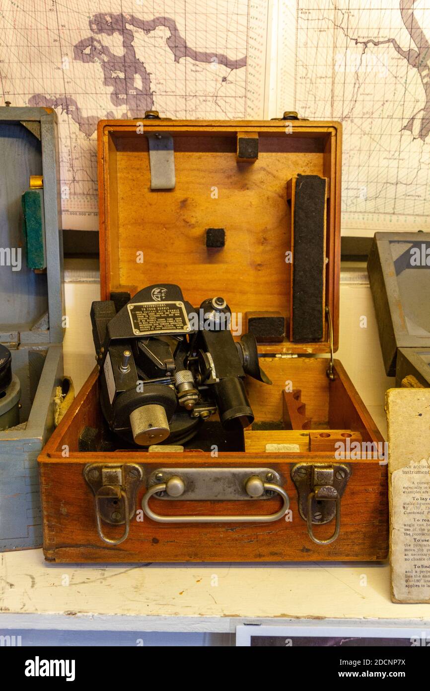 Sextant hi-res stock photography and images - Alamy