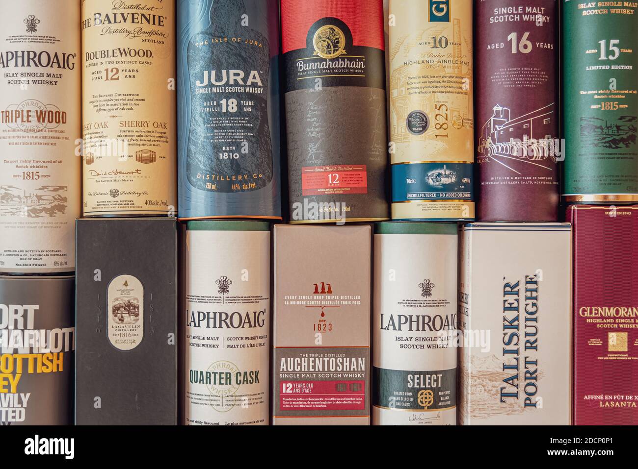 Whisky presentation boxes Stock Photo - Alamy