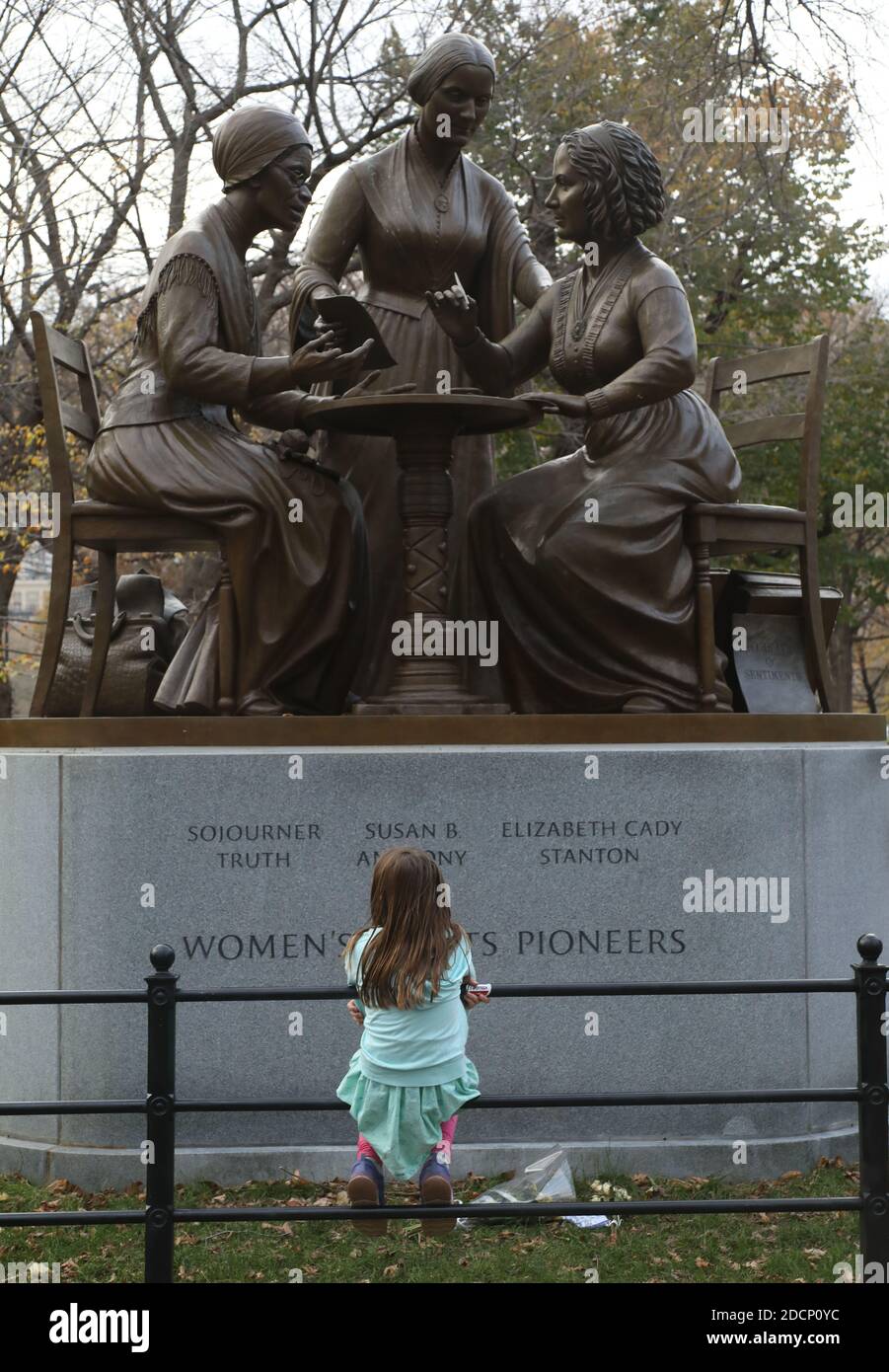 New York, New York, USA. 22nd Nov, 2020. A young girl views sculptor ...