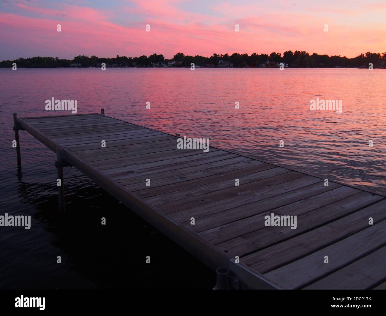 Sunlit dock hi-res stock photography and images - Alamy
