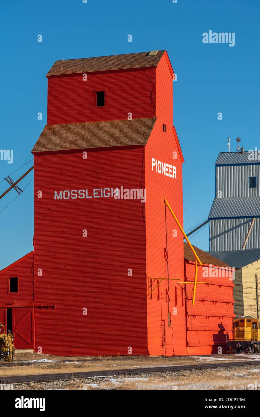 Mossleigh, Alberta - November 21, 2020: Pioneer grain elevator in ...