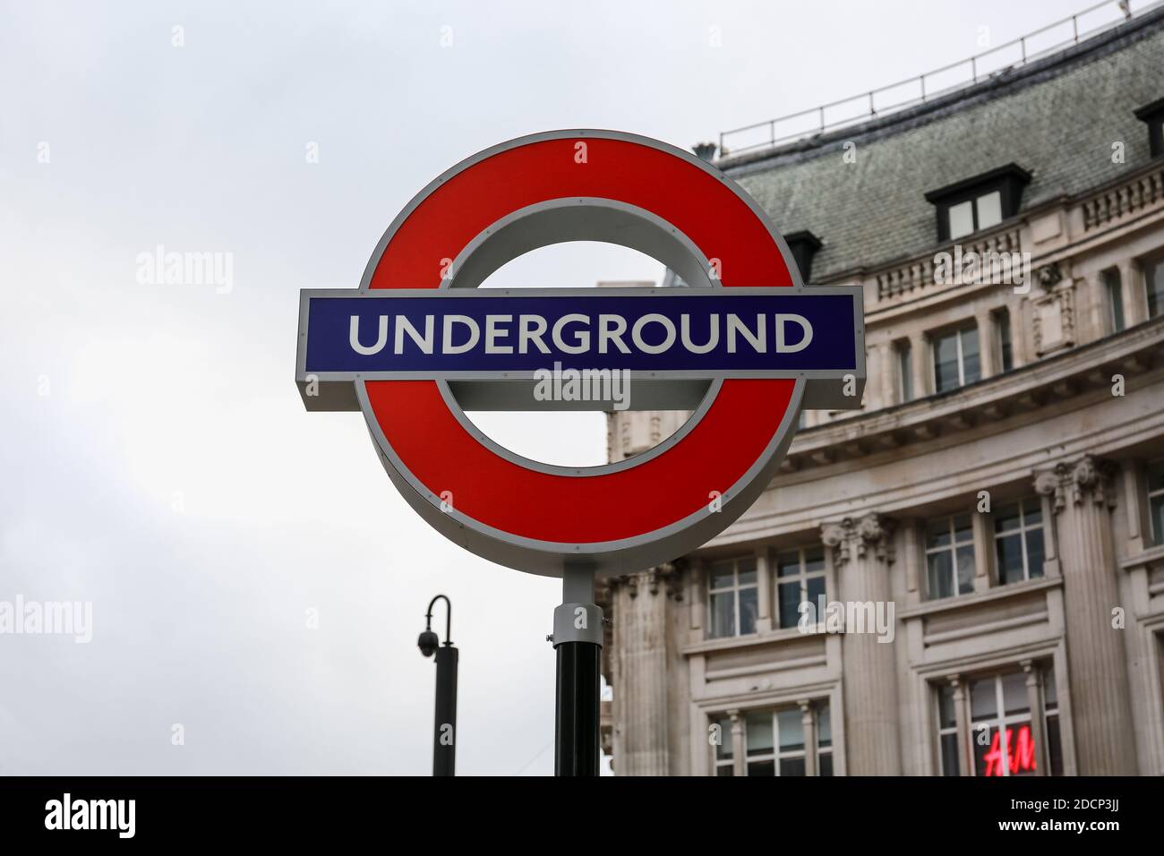 Sony playstation 5 sign hi-res stock photography and images - Alamy