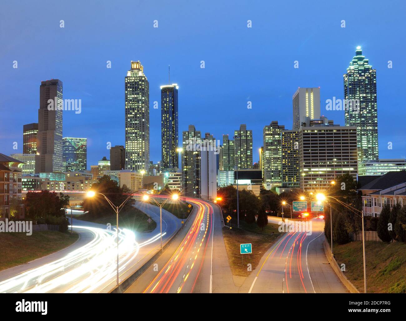 Downtown atlanta skyline daytime hi-res stock photography and images ...