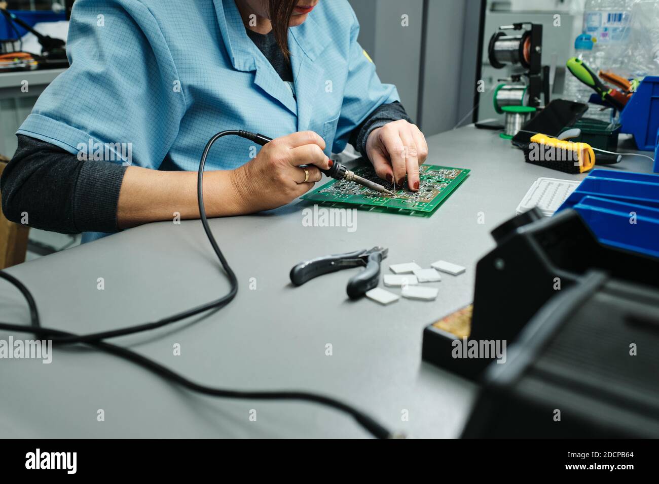 Making circuit board hi-res stock photography and images - Alamy