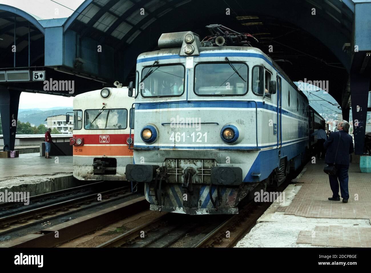 SKOPJE, MACEDONIA - SEPTEMBER 19, 2009: Passenger trains, DMU 712 and ...