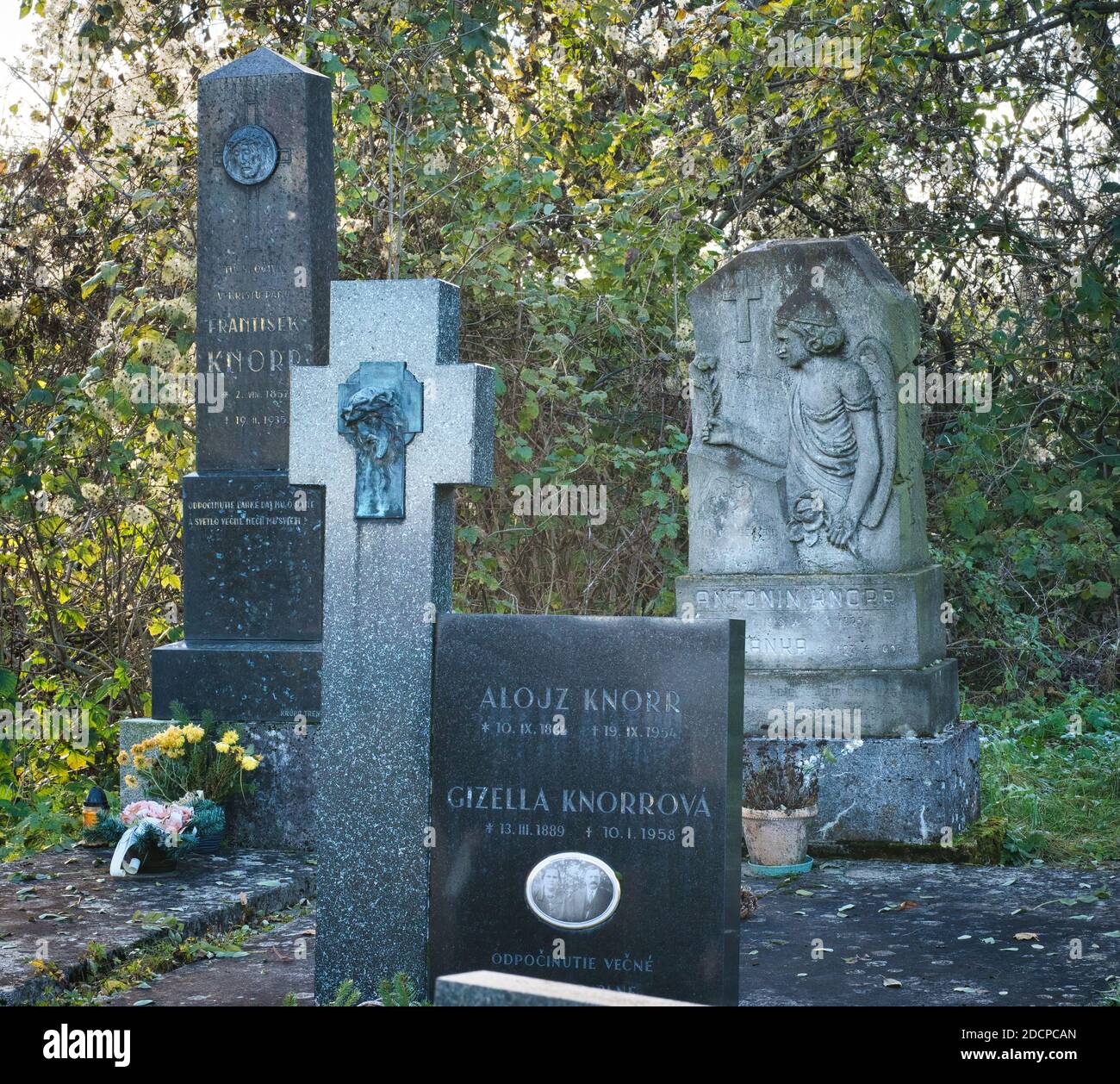 Three graves hi-res stock photography and images - Alamy