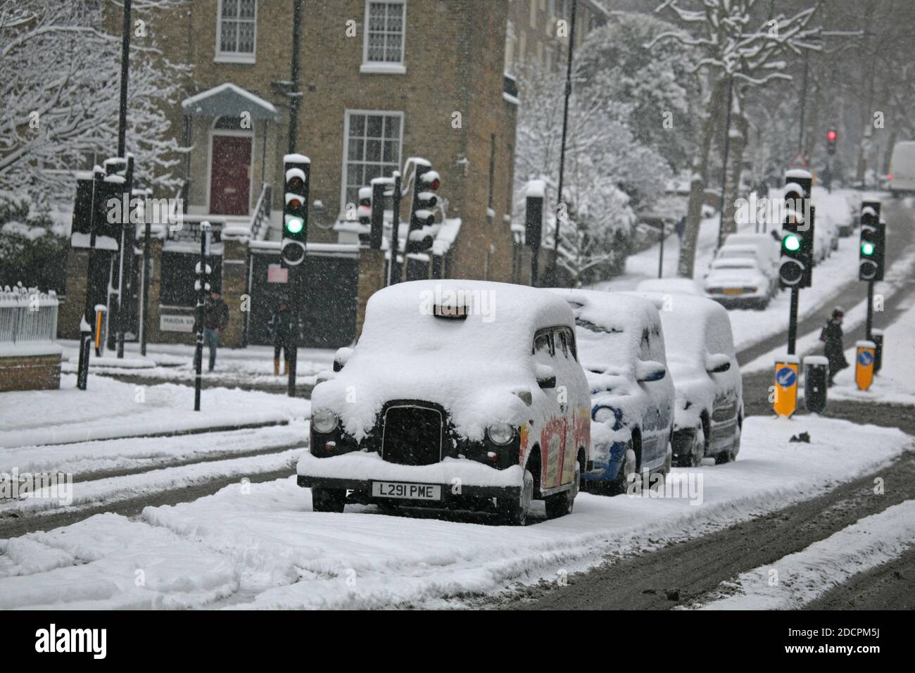 London england 1st february hi-res stock photography and images - Alamy