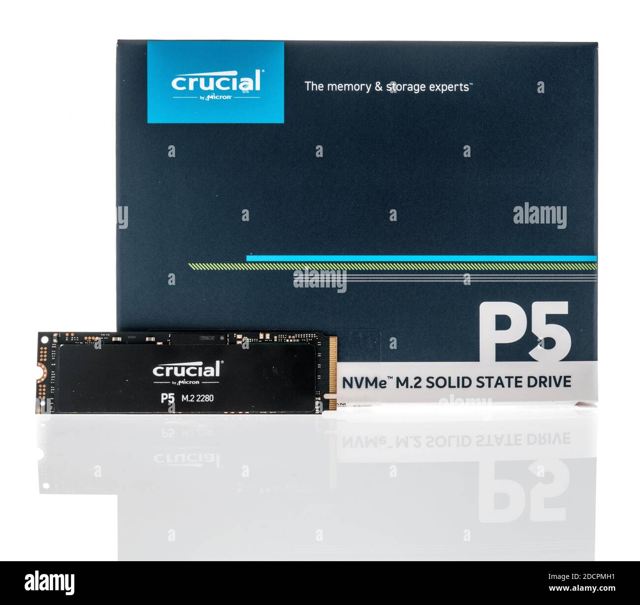 Nvme image hi-res stock photography and images - Alamy