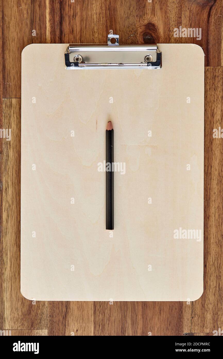 A studio photo of a clip board Stock Photo - Alamy
