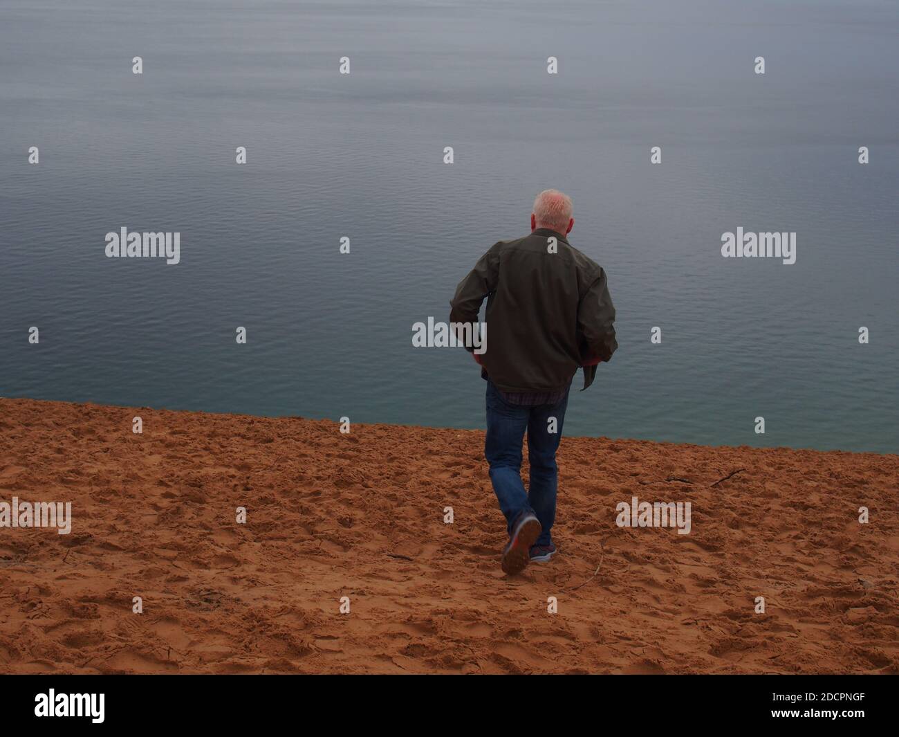 Perspective - stepping off the edge of the world Stock Photo - Alamy
