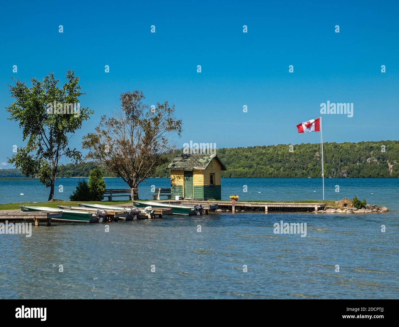 Canadian flag on manitoulin island hi-res stock photography and images ...