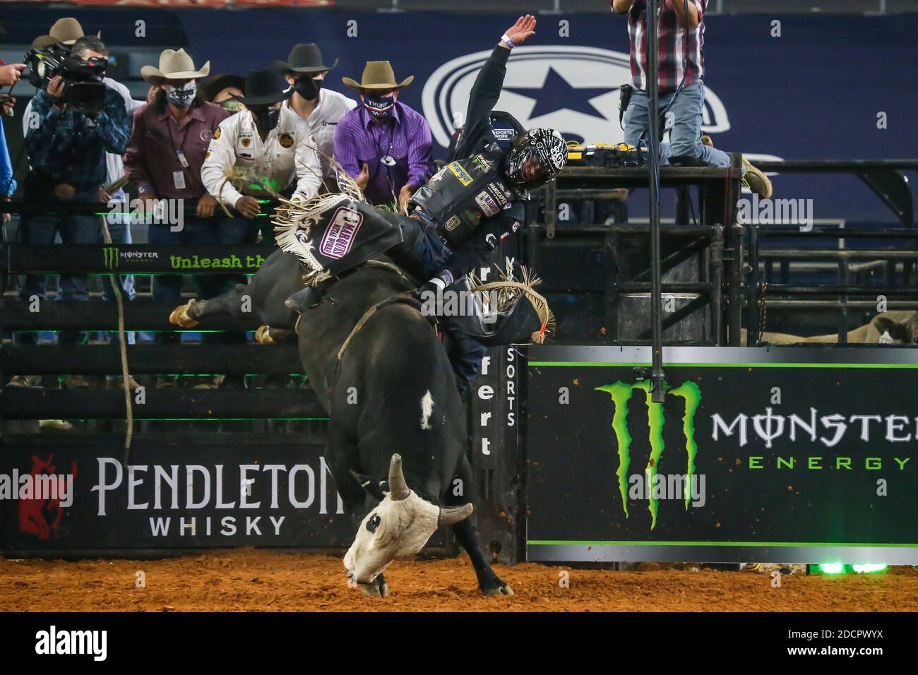 Arlington, Texas, USA. 14th Nov, 2020. Professional Bull Riders in ...
