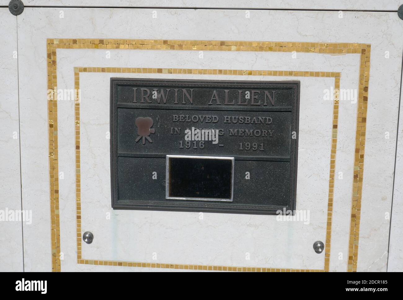 Irwin Allen High Resolution Stock Photography and Images - Alamy