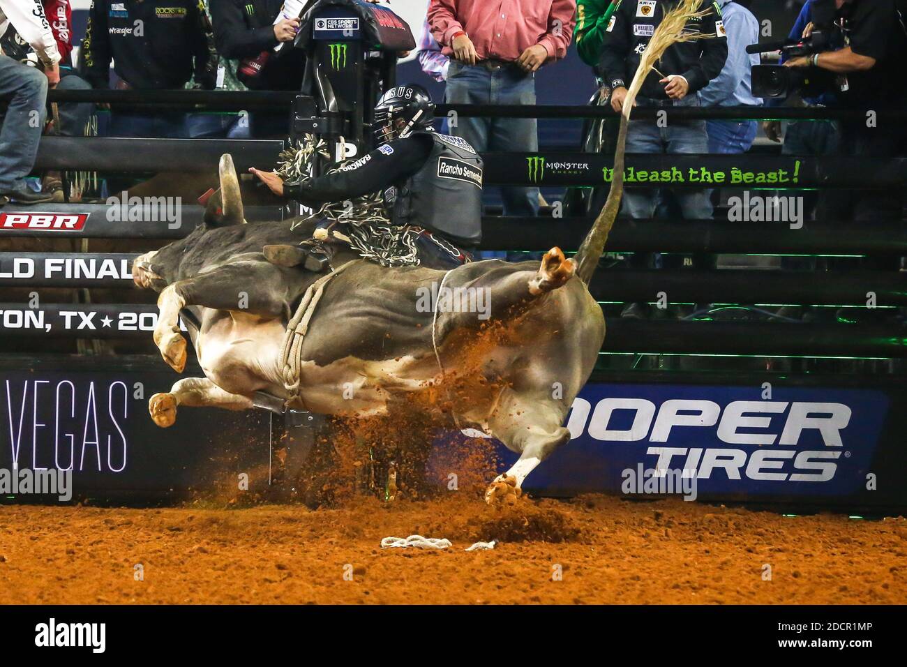 Arlington, Texas, USA. 14th Nov, 2020. Professional Bull Riders in ...