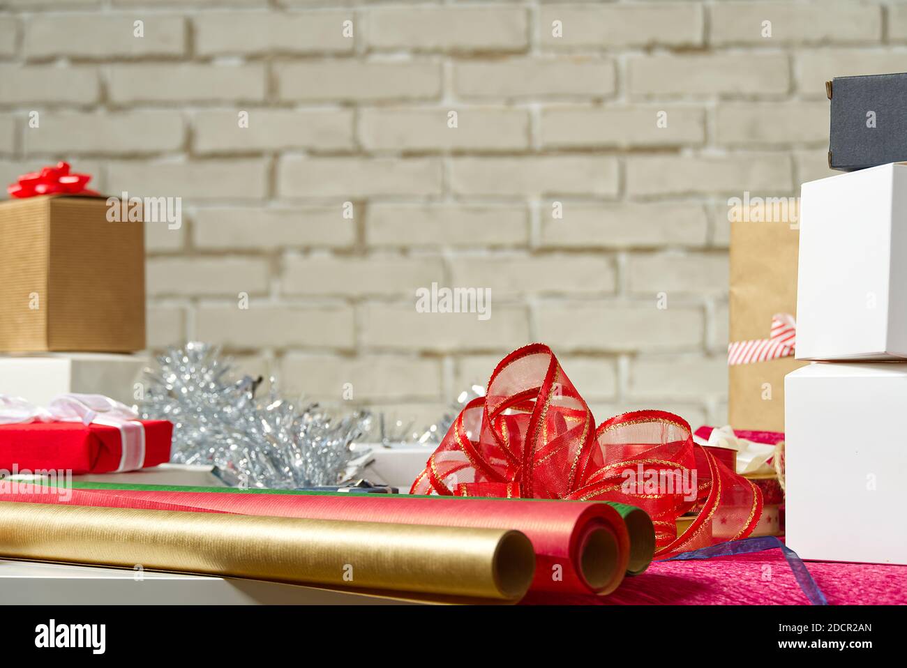 DIY Gift Wrapping station. Beautiful christmas gifts Christmas wrapping ...
