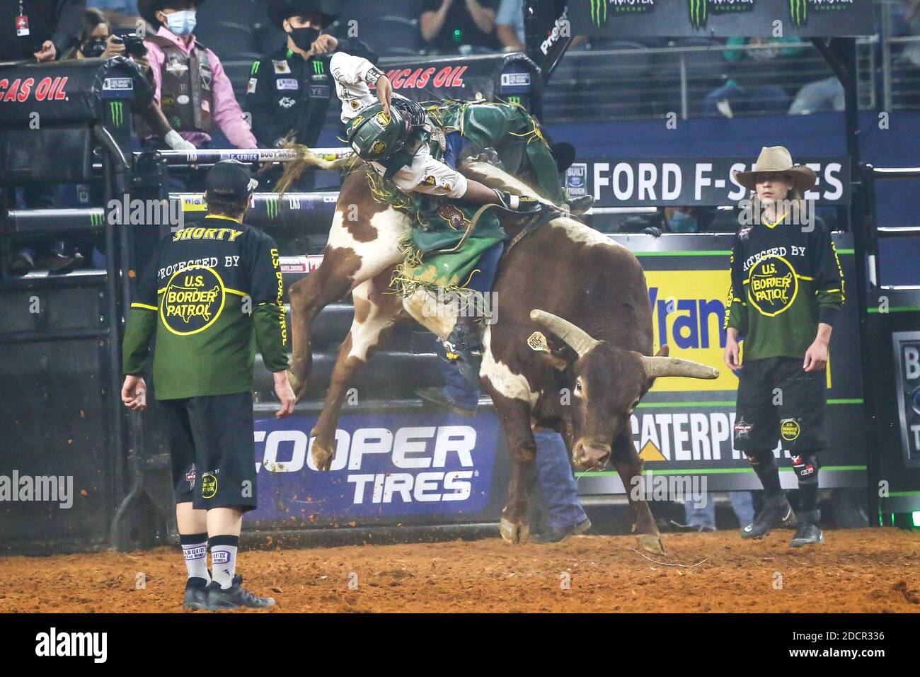 November 13, 2020, Arlington, Texas, U.S: Professional Bull Riders in ...