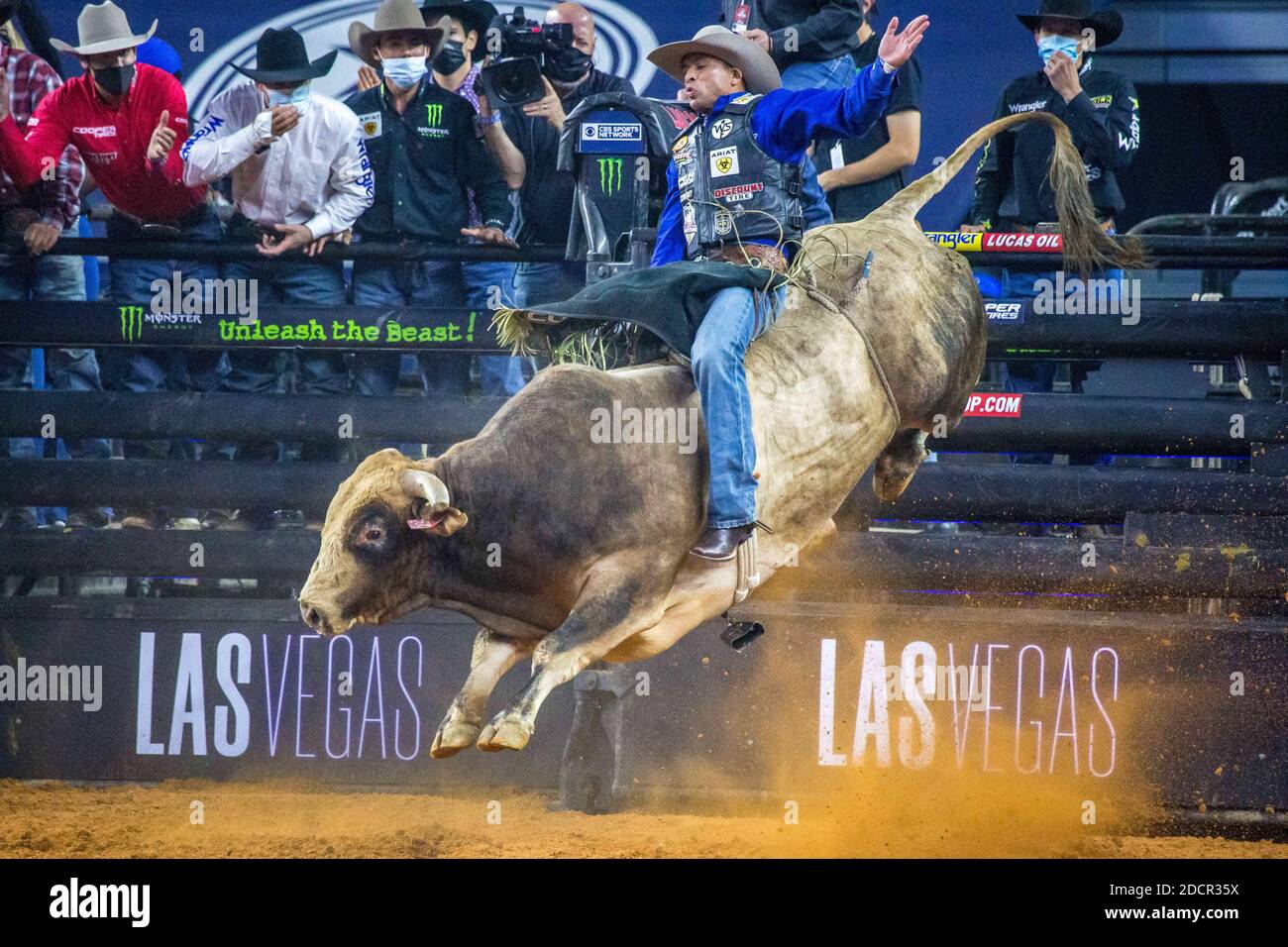 Arlington, Texas, USA. 12th Nov, 2020. Professional Bull Riders in ...
