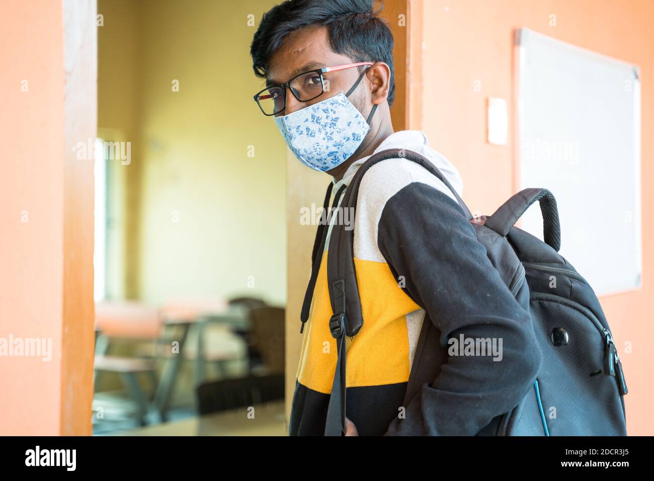 Normal lifestyle hi-res stock photography and images - Alamy