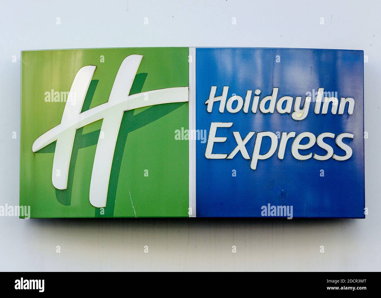 Holiday inn express room hi-res stock photography and images - Alamy