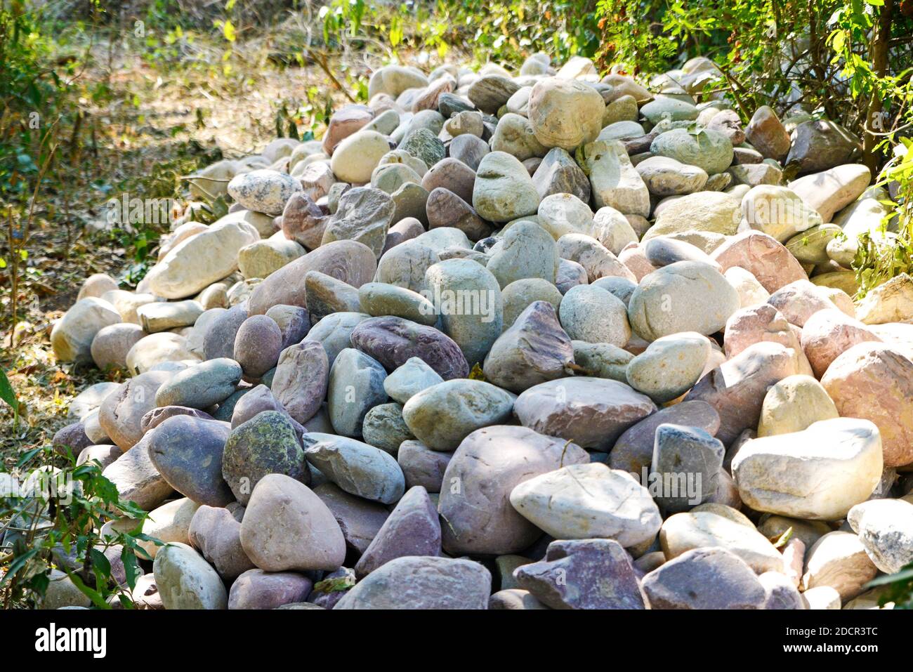 Round pebble stones Stock Photo - Alamy