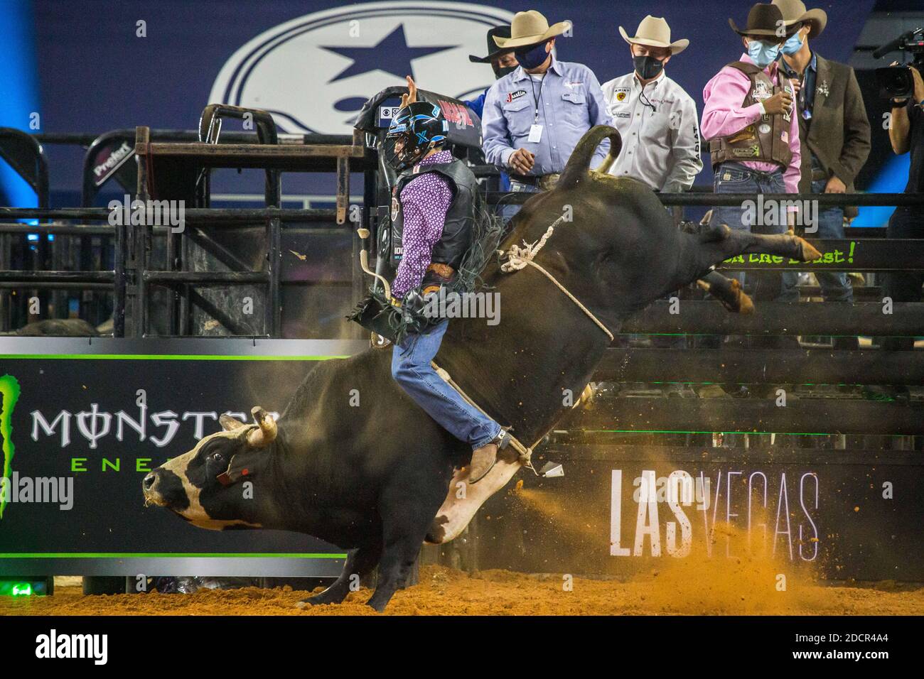 Arlington, Texas, USA. 12th Nov, 2020. Professional Bull Riders in ...