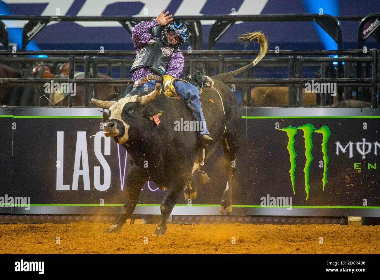 November 12, 2020, Arlington, Texas, U.S: Professional Bull Riders in ...