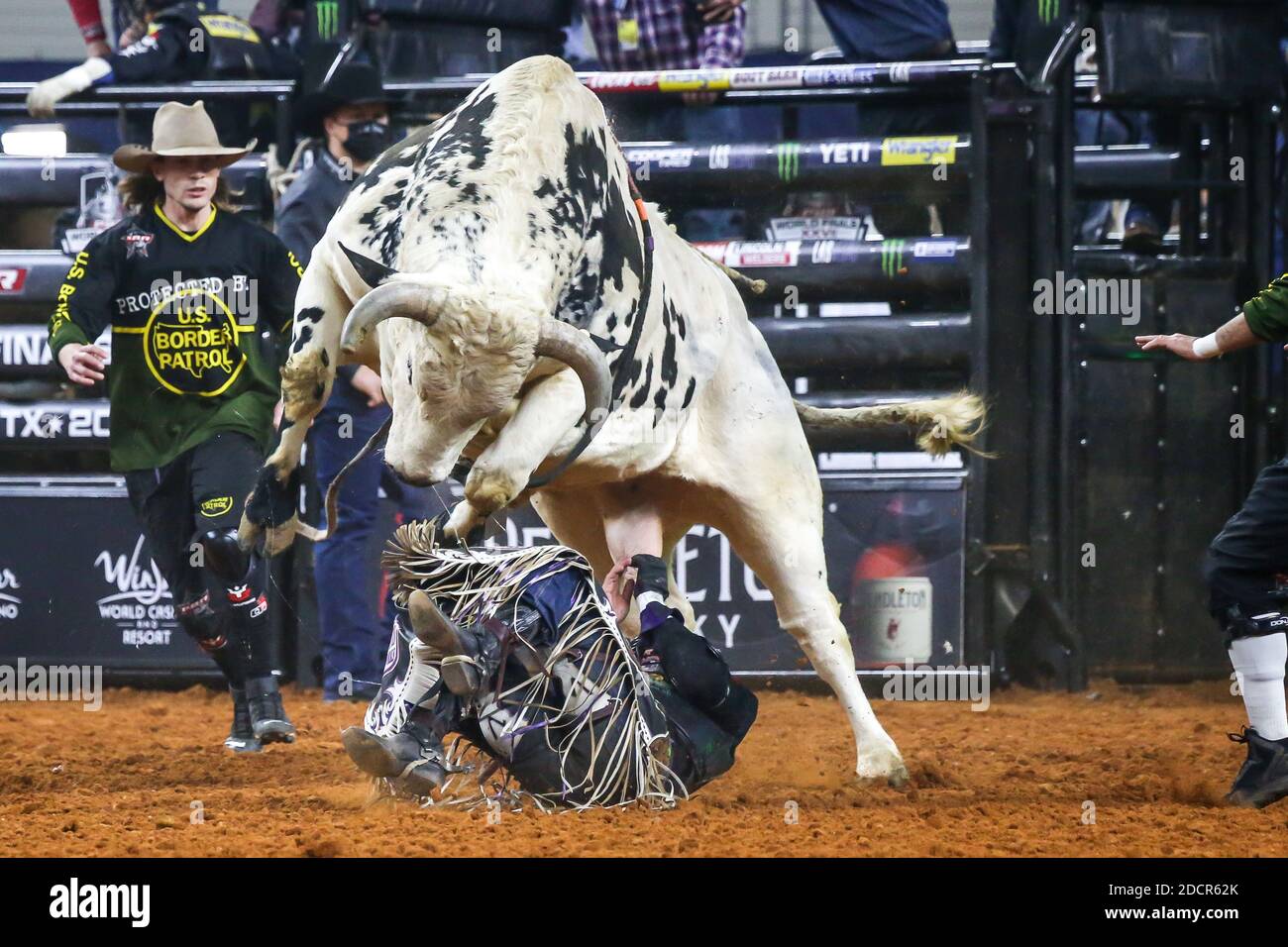 Arlington, Texas, USA. 15th Nov, 2020. Professional Bull Riders in ...