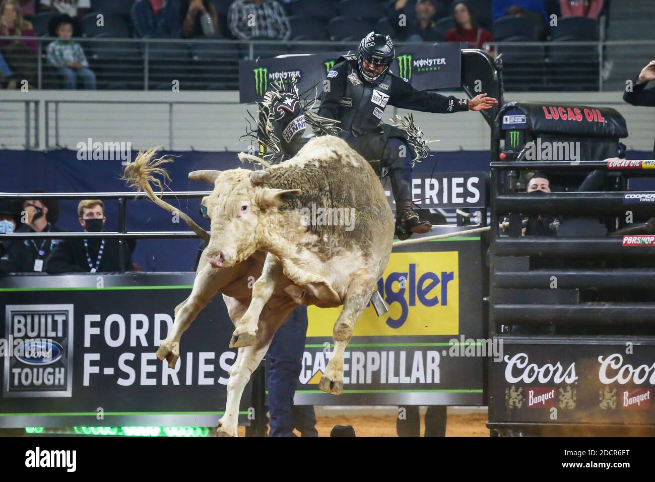 Arlington, Texas, USA. 15th Nov, 2020. Professional Bull Riders in ...
