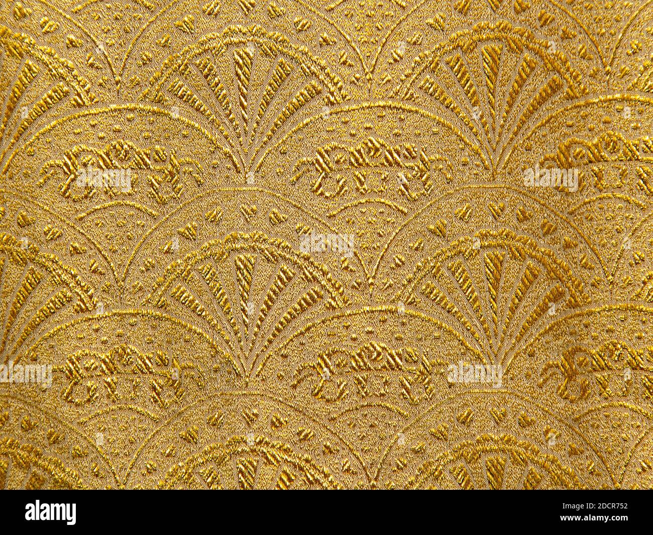 Heavy gold brocade hi-res stock photography and images - Alamy