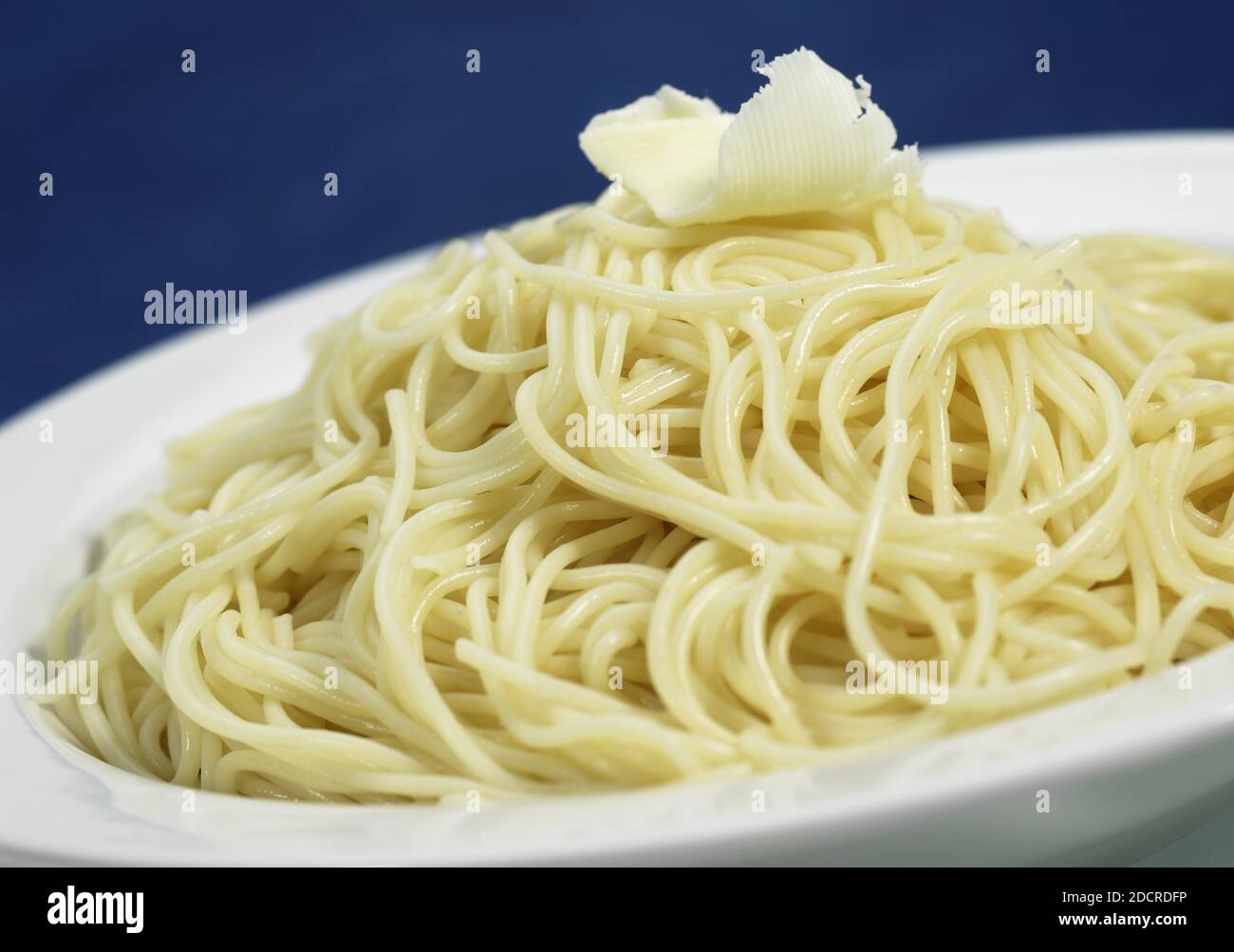 Spaghetti pasta with butter Stock Photo - Alamy