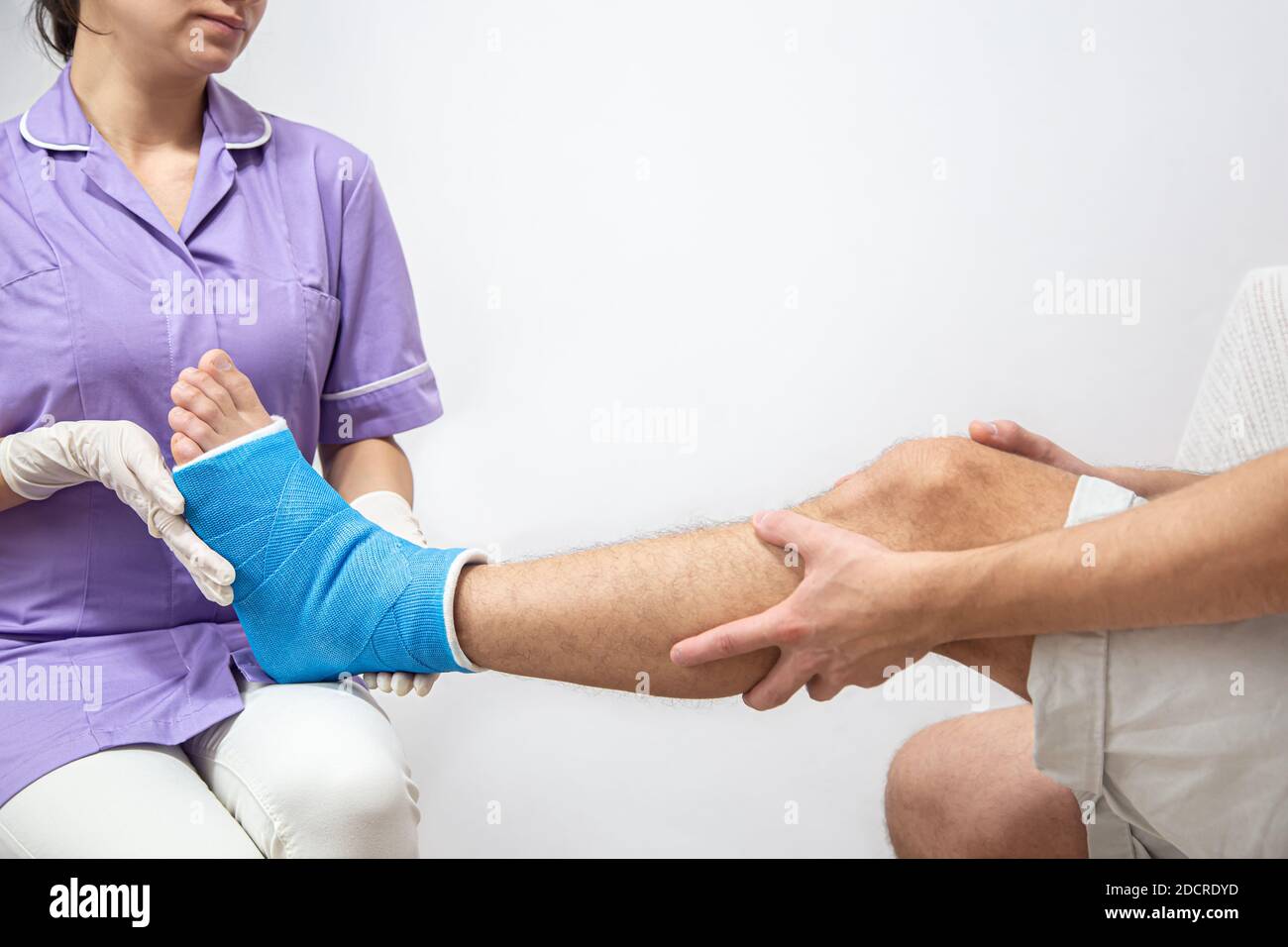 Plaster splint gypsum hi-res stock photography and images - Alamy