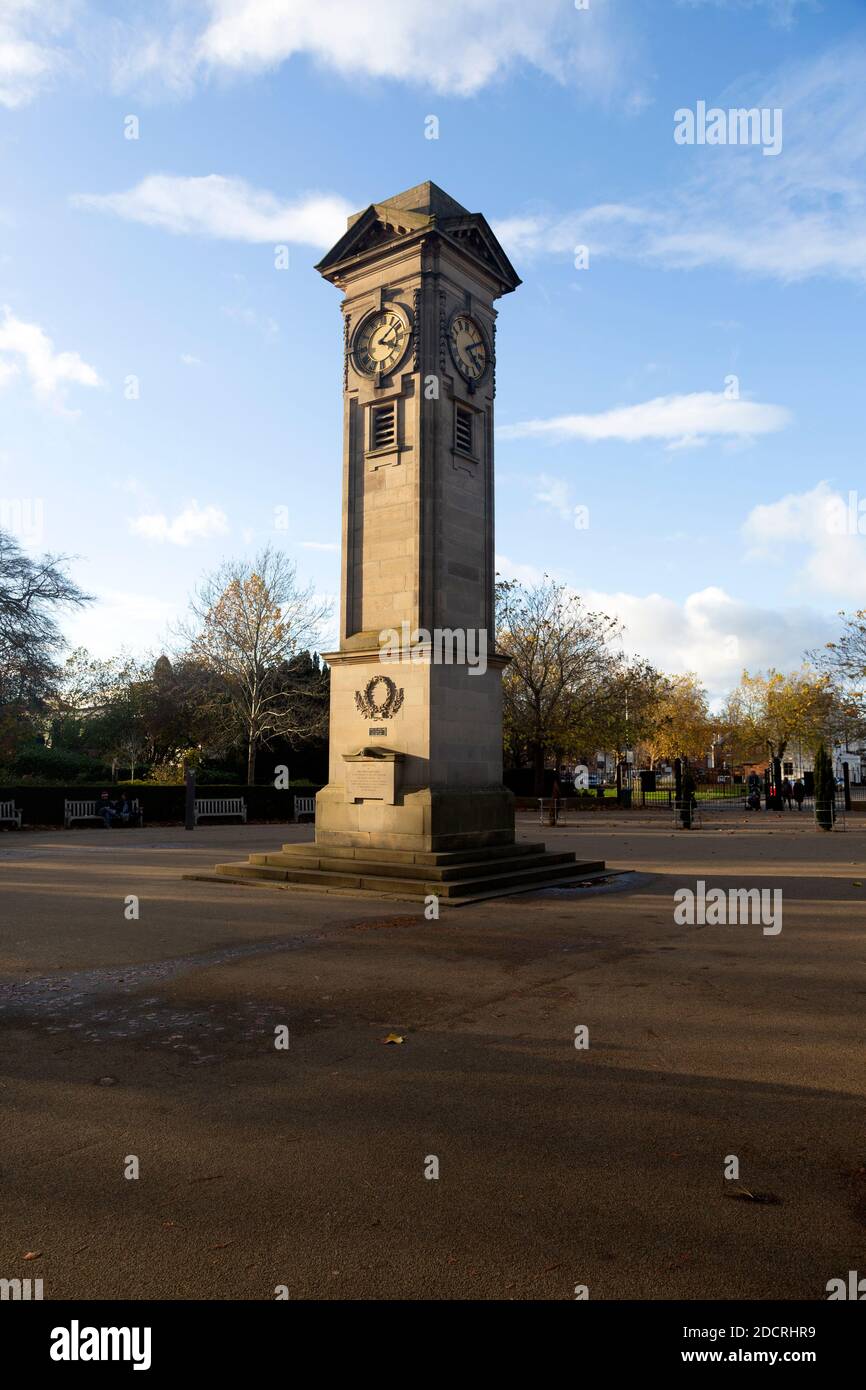 Clock tower in Jephson Gardens park, Royal Leamington Spa, Warwickshire ...