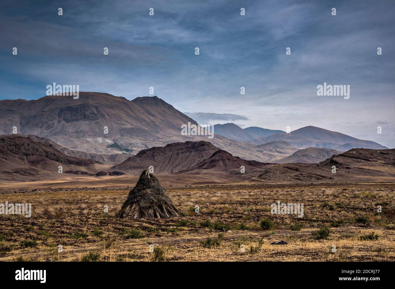 On the road from Tabriz to Aras valley, East Azerbaijan, Iran Stock ...