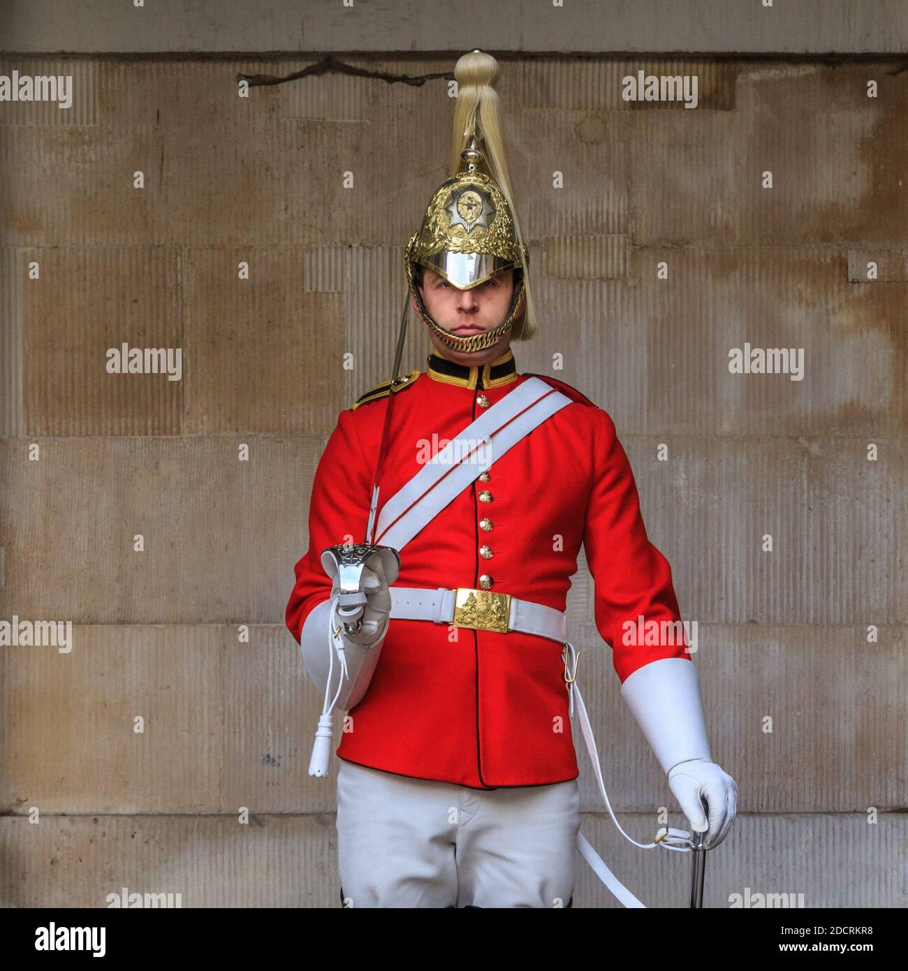 British royal guard front hi-res stock photography and images - Alamy