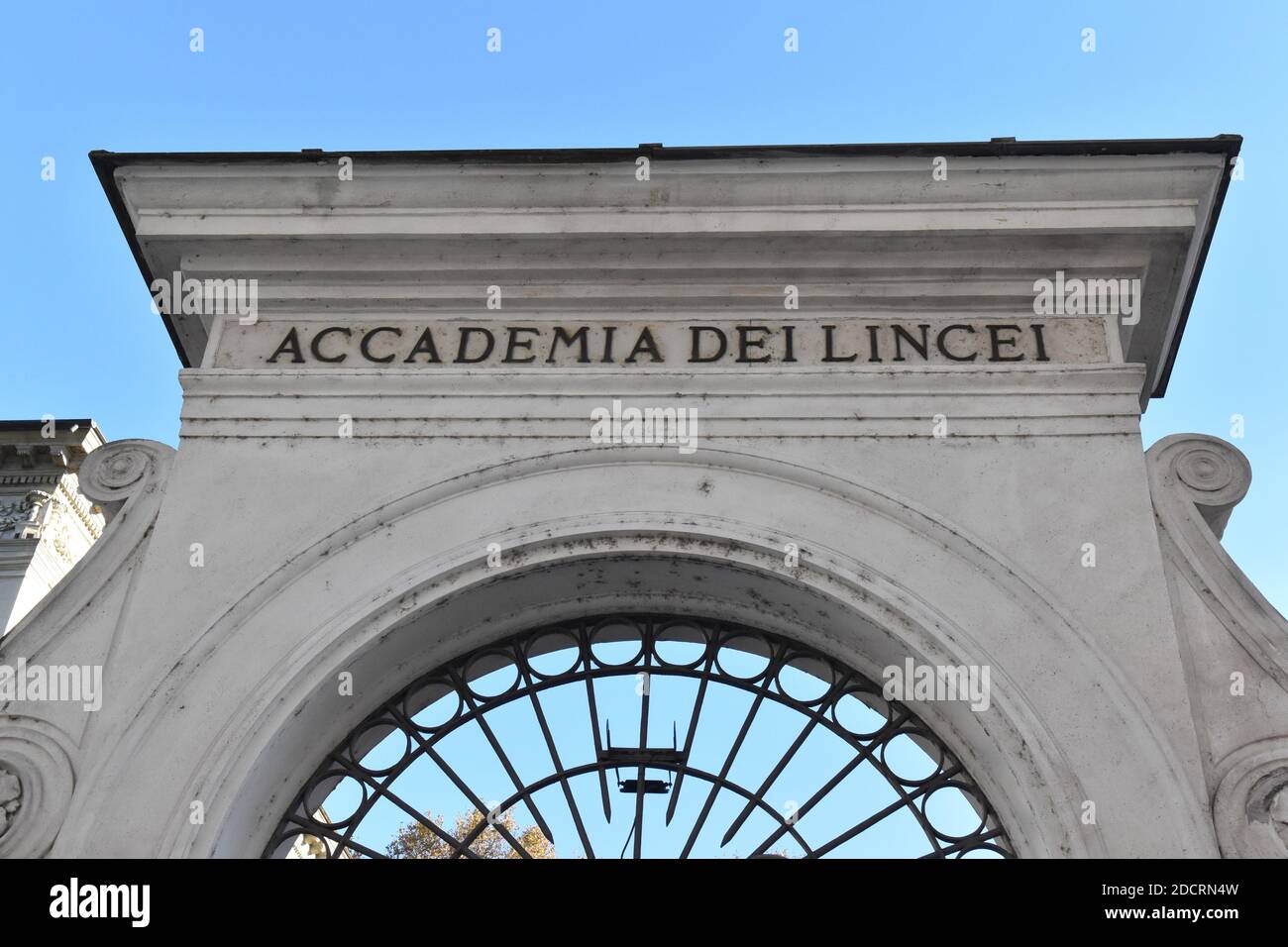 Sign to accademia hi-res stock photography and images - Alamy
