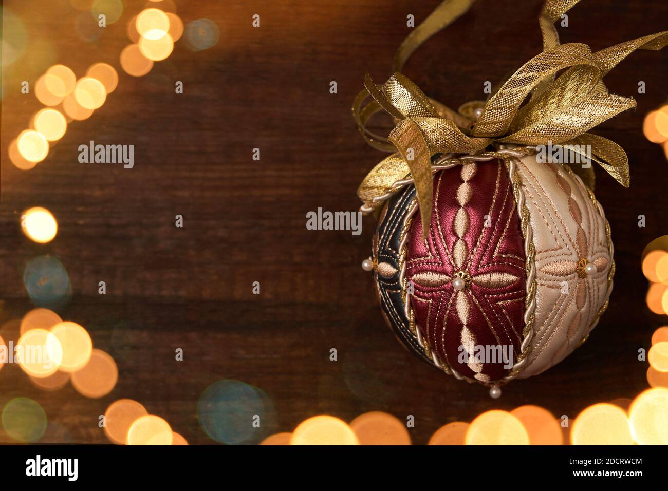 Golden ball 2021 hi-res stock photography and images - Alamy