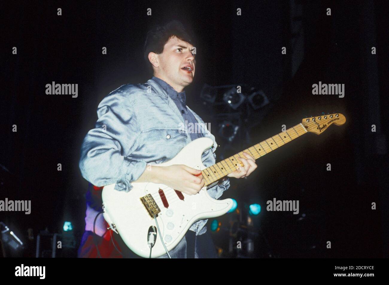 Charlie Burchill from Simple Minds live at the Lyceum. London, 07.12. ...