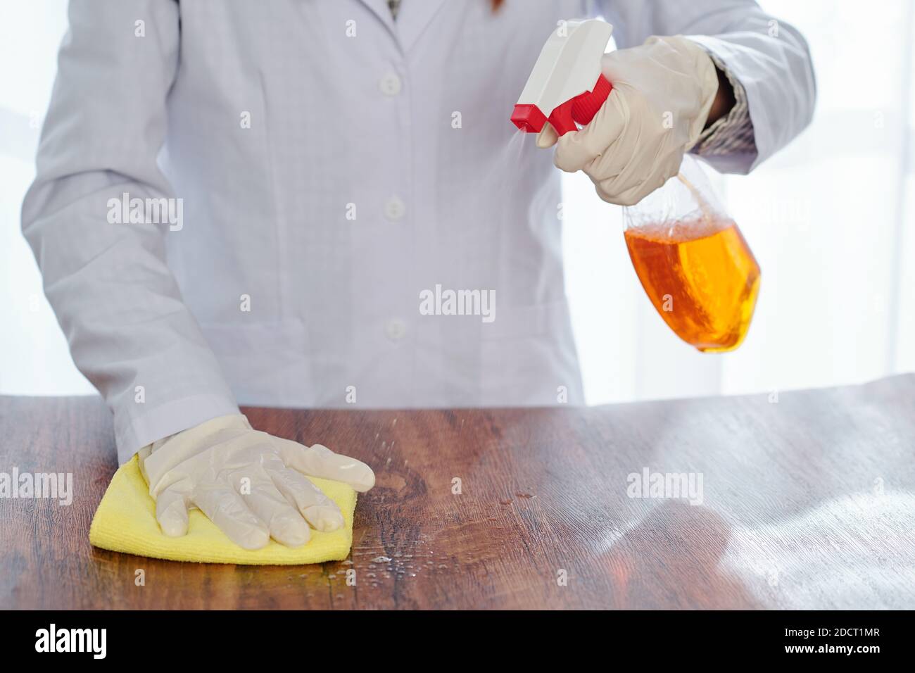 Cleaning table surface Stock Photo - Alamy